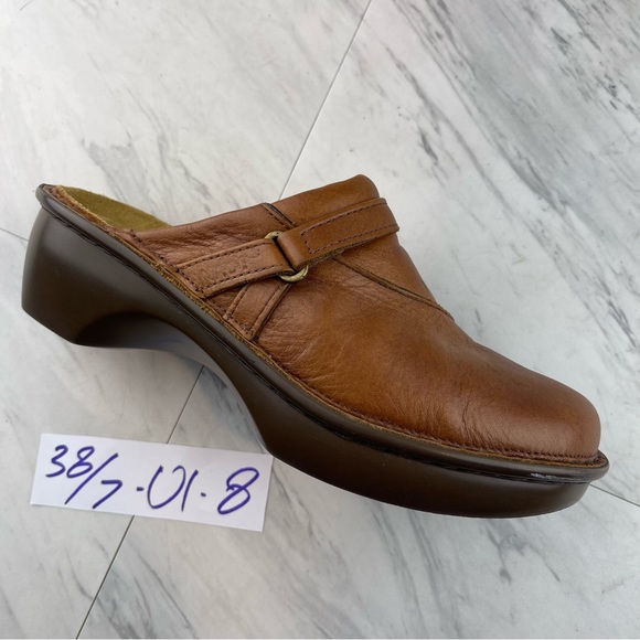 Naot | Shoes | Naot Womens 75 38 Brown Leather Cushion Comfort Slip On ...